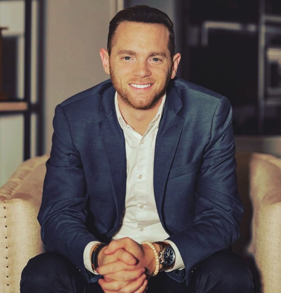 The Story Behind Our Dueling Pianos | About Cleveland Keys